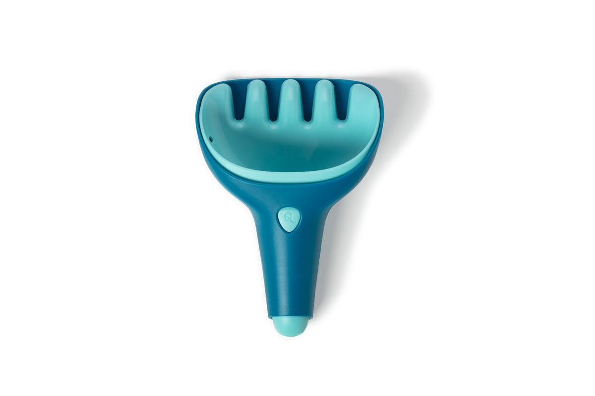 Quut RAKI - Rake, Spade & Funnel - Blue – The Little Toy Shop